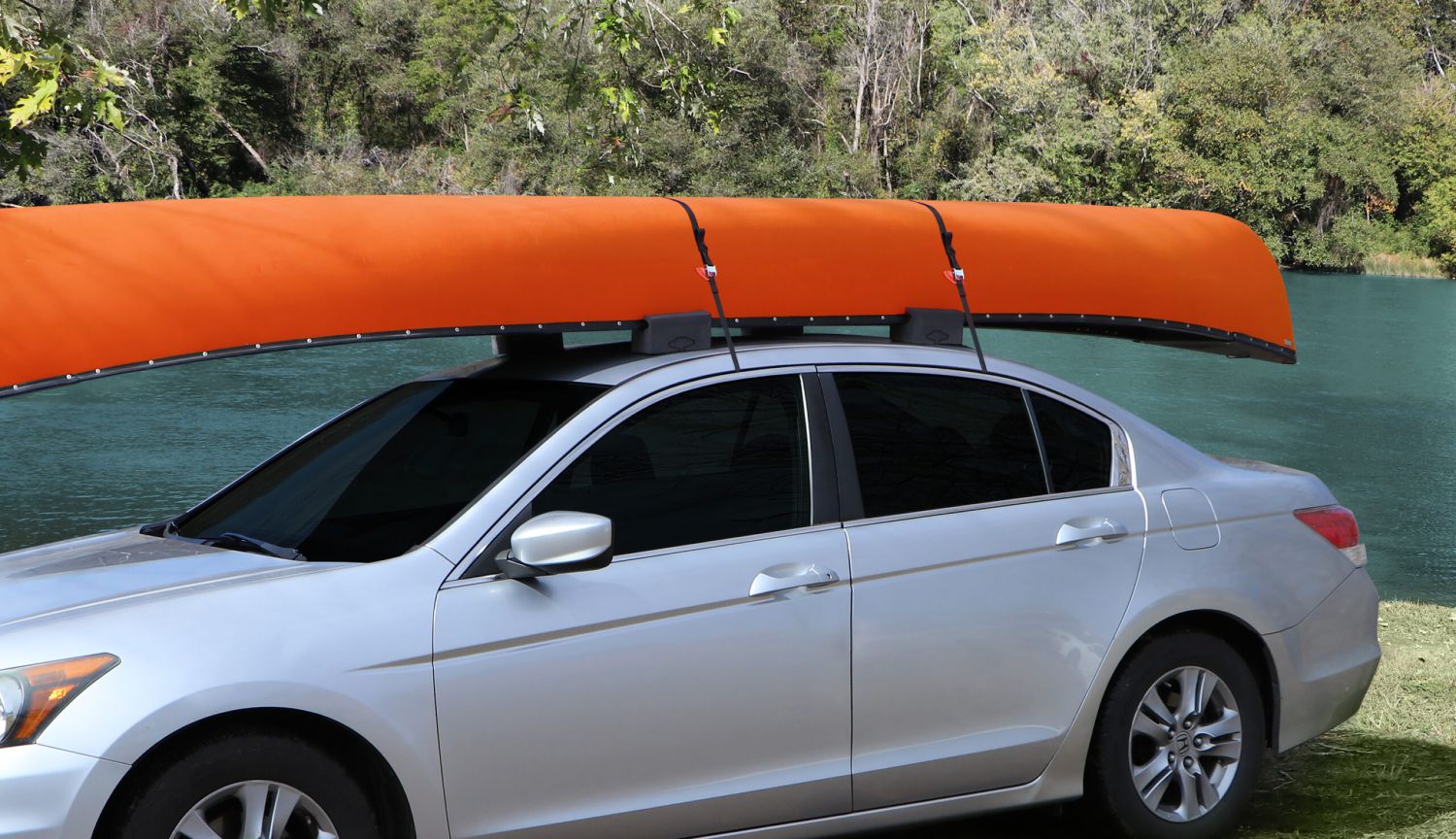 How to Tie a Canoe to a Car Without a Rack in 5 Easy Steps